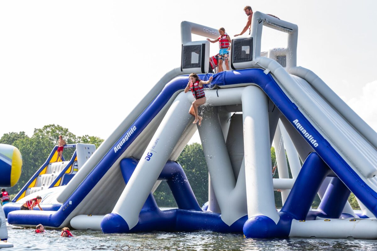 Watertrampolines.ca - Canada’s leading retailer of inflatable water ...